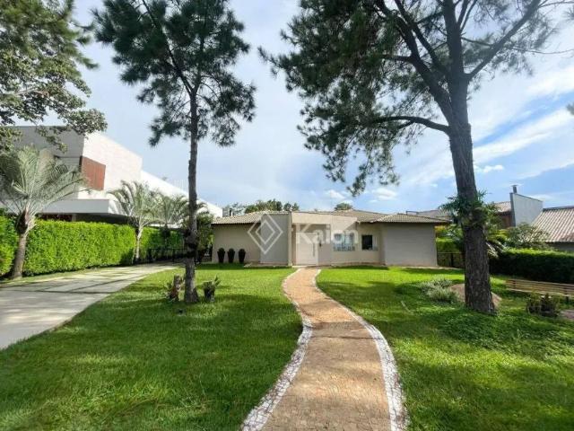 Casa de Condomínio com 4 Quartos para alugar, 300m² Condomínio Monte Belo