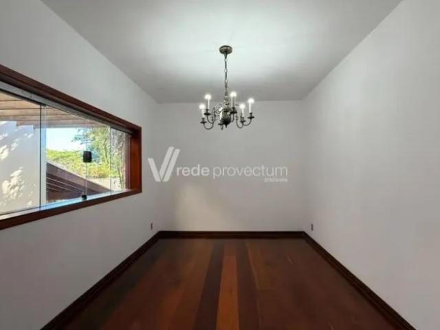 Casa de Condomínio com 4 Quartos para alugar, 313m² Jardim Chapadão
