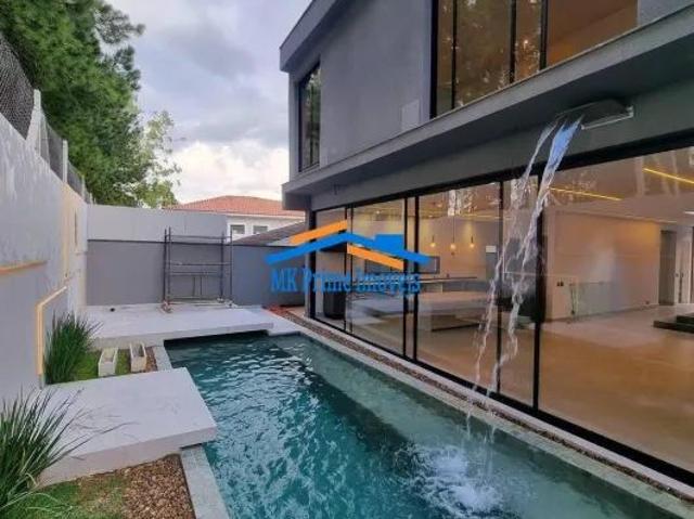 Casa de Condomínio com 4 Quartos para alugar, 330m² Alphaville