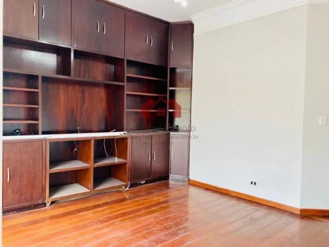 Casa de Condomínio com 4 Quartos para alugar, 360m² Alphaville