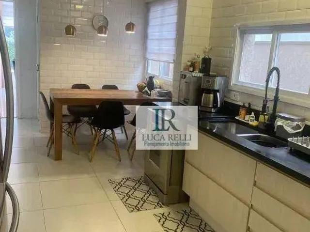 Casa de Condomínio com 4 Quartos para alugar, 360m² Alphaville