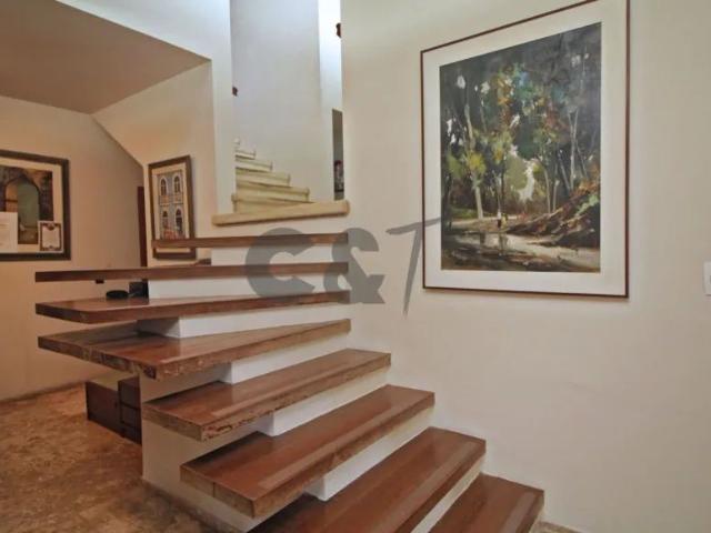 Casa de Condomínio com 4 Quartos para alugar, 369m² Jardim Hipico