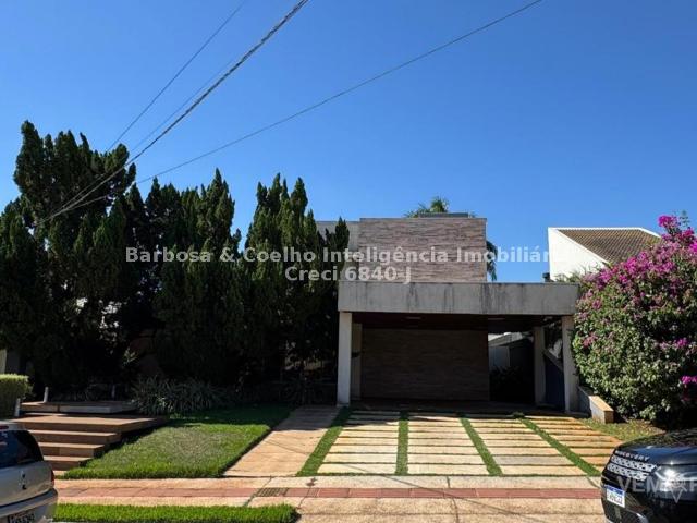 Casa de Condomínio com 4 Quartos para Alugar por R$ 15.000/mês
