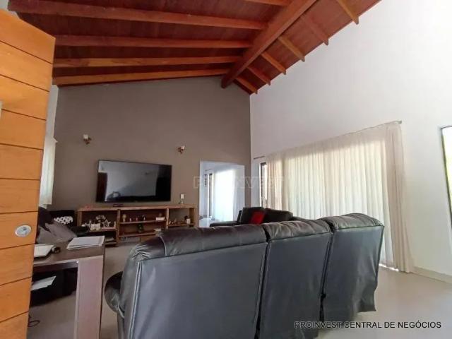 Casa de Condomínio com 4 Quartos para venda ou aluguel, 218m² Granja Viana