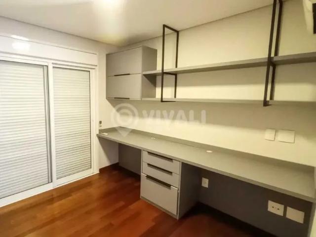Casa de Condomínio com 4 Quartos para venda ou aluguel, 265m² Vila Joana