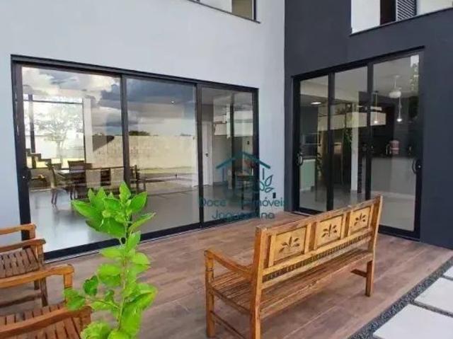 Casa de Condomínio com 4 Quartos para venda ou aluguel, 267m² Residencial Campo Camanducaia