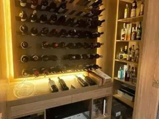 Casa de Condomínio com 4 Quartos para venda ou aluguel, 300m² Alphaville