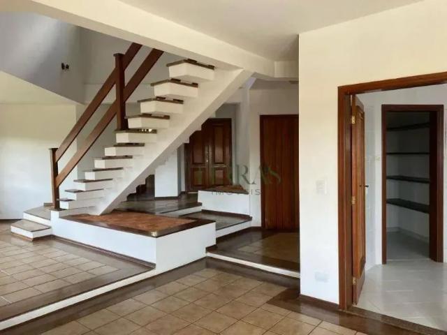 Casa de Condomínio com 4 Quartos para venda ou aluguel, 310m² Campos de Santo Antônio
