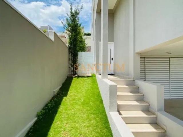 Casa de Condomínio com 4 Quartos para venda ou aluguel, 345m² Swiss Park