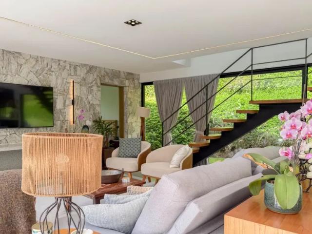 Casa de Condomínio com 4 Quartos para venda ou aluguel, 362m² Correas