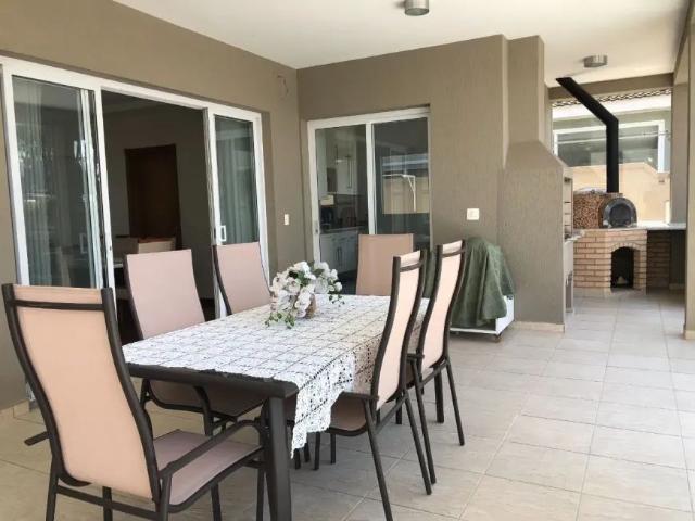 Casa de Condomínio com 4 Quartos para venda ou aluguel, 420m² Aldeia da Serra