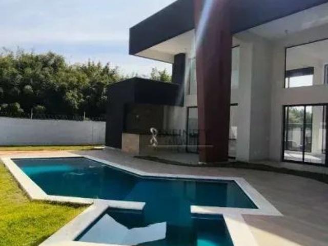 Casa de Condomínio com 4 Quartos para venda ou aluguel, 500m² Urbanova