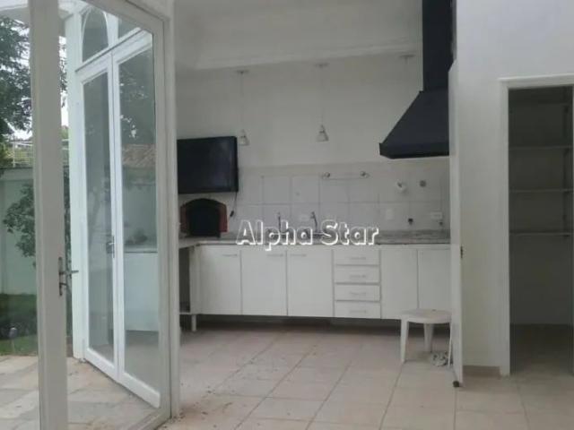 Casa de Condomínio com 4 Quartos para venda ou aluguel, 500m² Residencial 18 do Forte