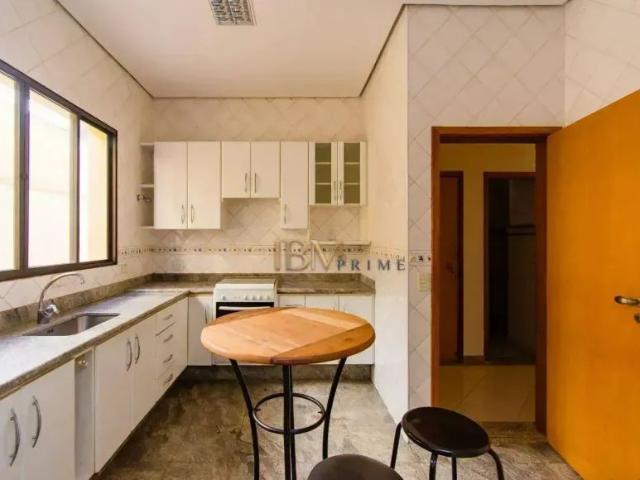 Casa de Condomínio com 4 Quartos para venda ou aluguel, 600m² Royal Park