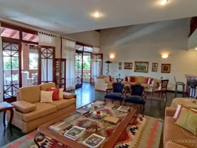 Casa de Condomínio com 4 Quartos para venda ou aluguel, 650m² Nova Fazendinha