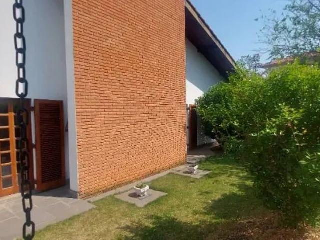 Casa de Condomínio com 4 Quartos para venda ou aluguel, 700m² Granja Viana