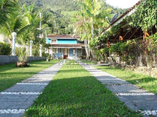 Casa de Condomínio com 5 dorms, Mar Verde II, Caraguatatuba R$ 3 mi, Cod: 2195