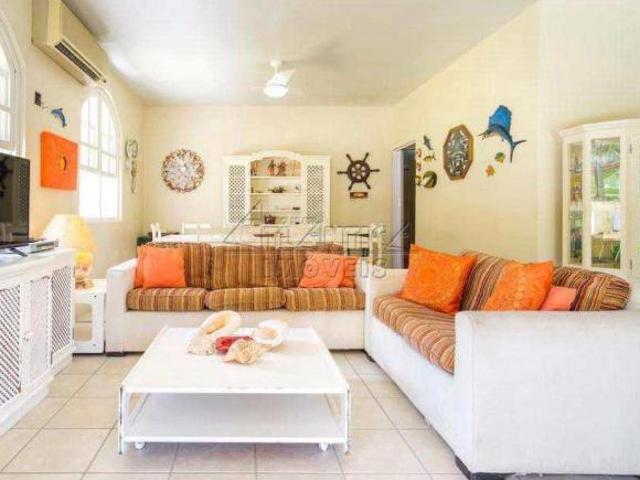 Casa de Condomínio com 5 dorms, Praia da Enseada, Ubatuba R$ 1.85 mi, Cod: 4321