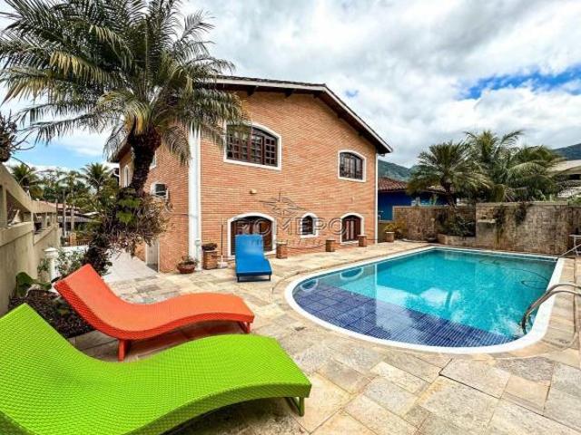 Casa de Condomínio com 5 dorms, Recanto Lagoinha, Ubatuba R$ 2.6 mi, Cod: 2480