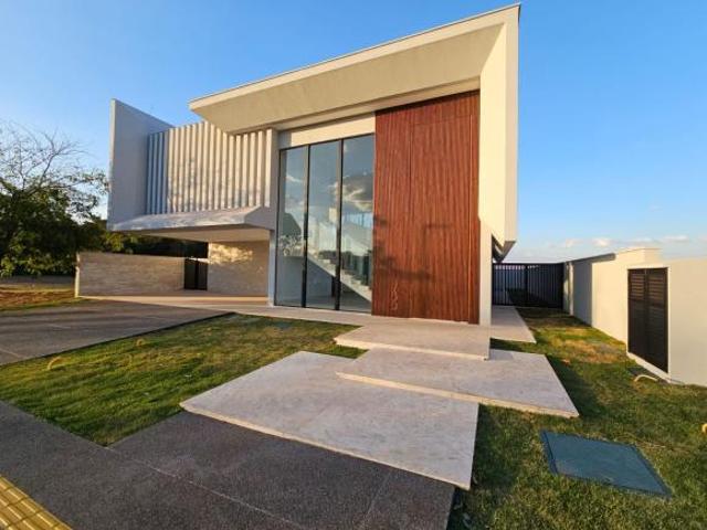 Casa de Condomínio com 5 Suítes à Venda, 510 m² no Plateau d&apos Or Privilege em Goiânia/GO