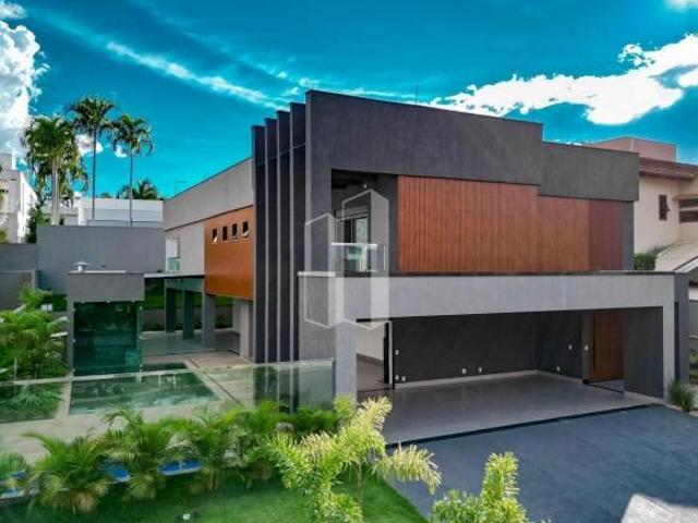 Casa de Condomínio com 5 Suítes, 4 Vagas Residencial Alphaville Flamboyant Ipê