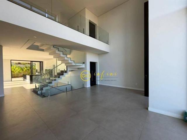 Casa de Condomínio com 5 Quartos à venda, 423 m² por R$ 3.700.000 Condomínio Residencial Alphavill