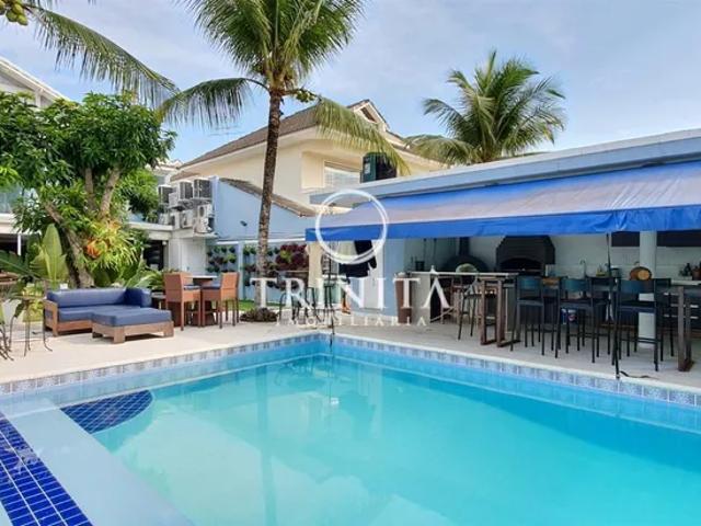 Casa de Condomínio com 5 Quartos e 13 banheiros à Venda, 525 m² por R$ 3.740.000