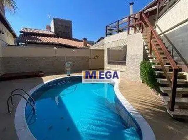 Casa de Condomínio com 5 Quartos e 1 banheiro à Venda, 475 m² por R$ 1.600.000