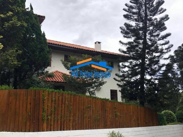 Casa de Condomínio com 5 Quartos e 4 banheiros à Venda, 380 m² Granja Via