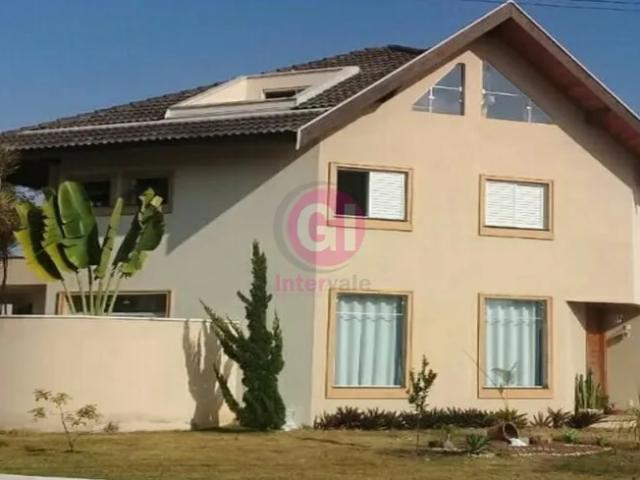Casa de Condomínio com 5 Quartos e 5 banheiros à Venda, 267 m² por R$ 1.100.000