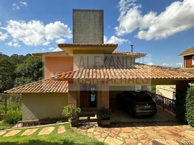 Casa de Condomínio com 5 Quartos e 5 banheiros à Venda, 300 m² por R$ 1.000.000