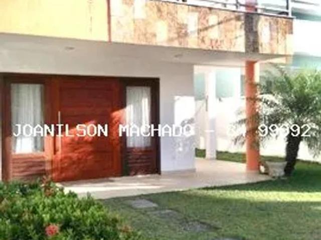 Casa de Condomínio com 5 Quartos e 6 banheiros à Venda, 450 m² por R$ 1.399.000