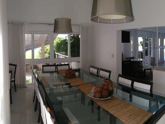 Casa de Condomínio com 5 Quartos e 7 banheiros à Venda, 750 m² por R$ 1.980.000