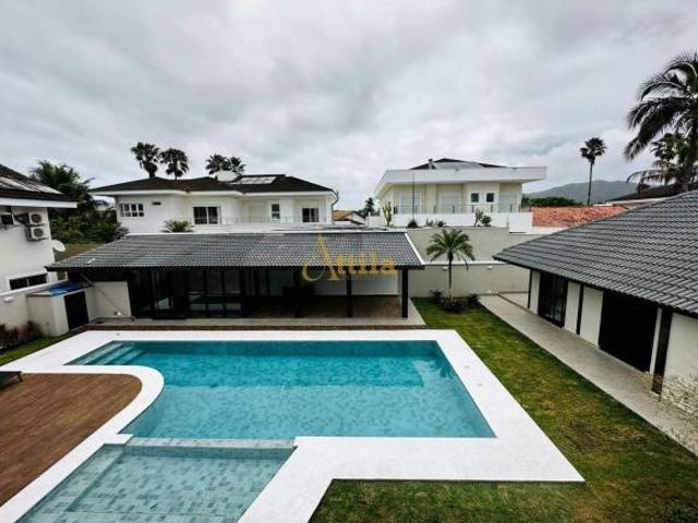 Casa de Condomínio com 5 quartos, Jardim Acapulco, Guarujá R$ 9 mi, Cod: 5803