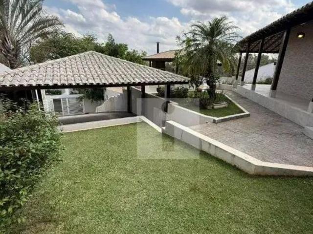 Casa de Condomínio com 5 Quartos para alugar, 528m² Loteamento Caminhos de San Conrado