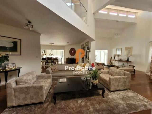 Casa de Condomínio com 5 Quartos para alugar, 675m² Altos de São Fernando