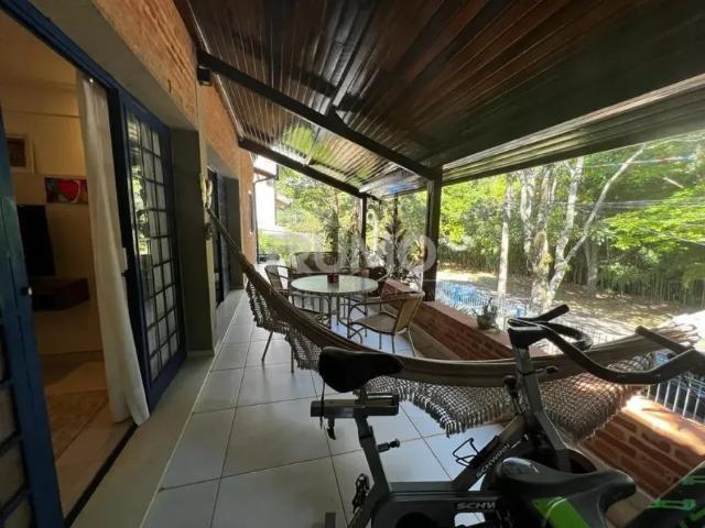 Casa de Condomínio com 5 Quartos para alugar, 700m² Joapiranga