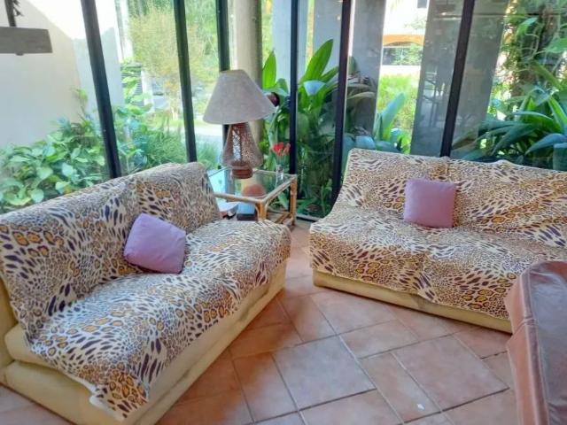 Casa de Condomínio com 5 Quartos para venda ou aluguel, 400m² Jardim Granville