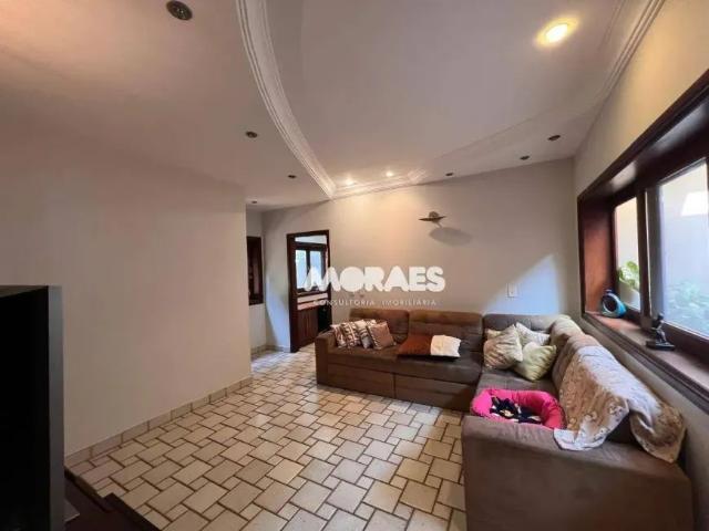 Casa de Condomínio com 5 Quartos para venda ou aluguel, 448m² Residencial Tivoli