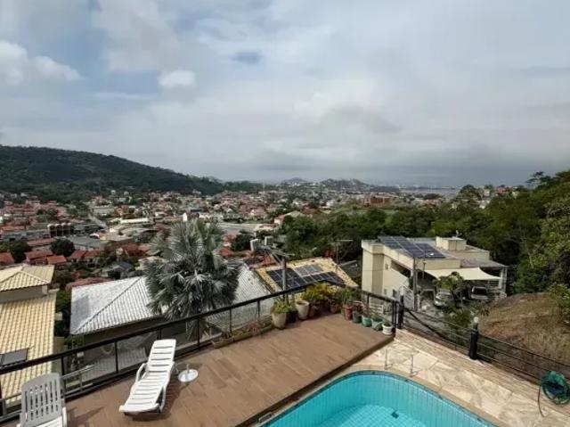 Casa de Condomínio com 5 Quartos sendo todos suíte e 5 banheiros à Venda 826 m² grande oportunidade