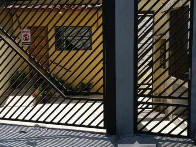 Casa de condomínio com 6 casas e 1 quarto à Venda Renda de R$ 6.000,00