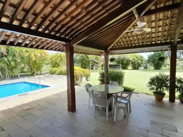 Casa de Condomínio com 6 Quartos para venda ou aluguel, 800m² Portão