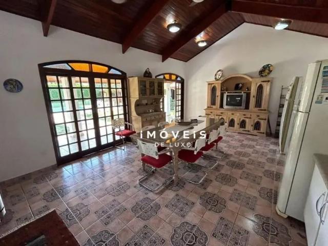 Casa de Condomínio com 7 Quartos para venda ou aluguel, 500m² Condomínio City Castelo