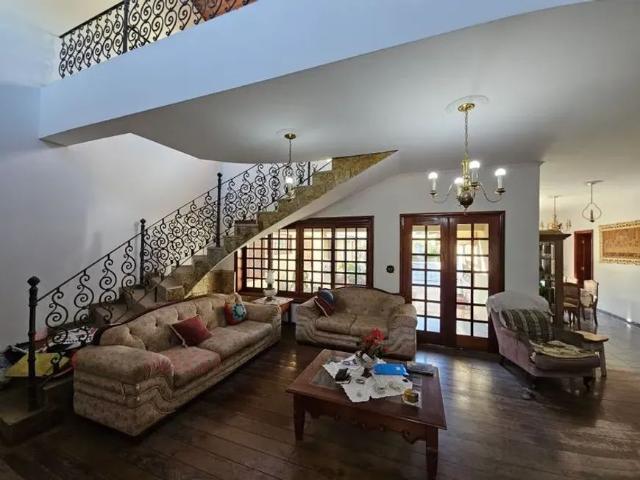 Casa de Condomínio com 7 Quartos para venda ou aluguel, 876m² Condomínio City Castelo