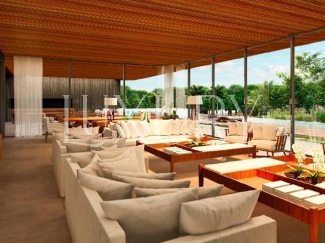 Casa de condomínio com 897.5 m², 5 quartos sendo 5 suítes à venda na Fazenda Boa Vista