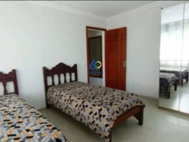Casa de Condomínio com 8 Quartos para alugar, 476m² Lameirão
