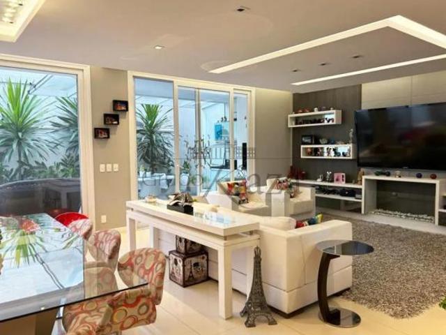Casa de Condomínio Campo Belo 3 Dormitórios 380m²