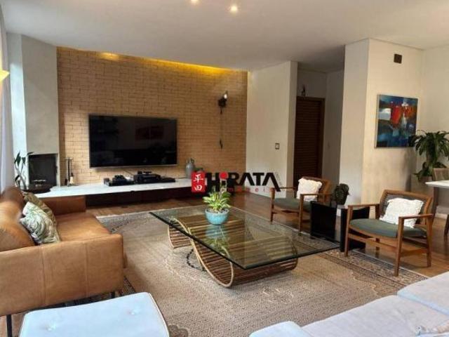 Casa de Condomínio Campo Belo, 3 suítes, 5 vagas, 224 m²