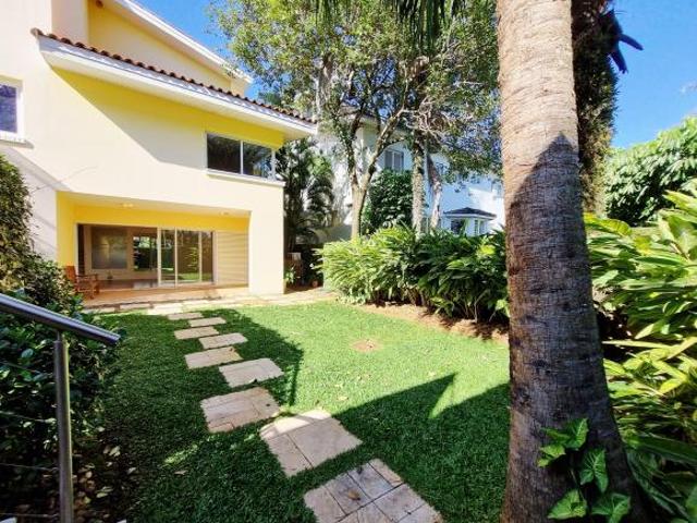Casa de condomínio a venda 754m² 4 dorm, 4 suites, 4 vagas piscina churrasqueira