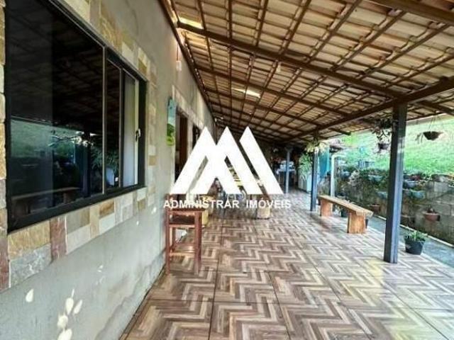 Casa de condomínio á venda 1000m², com 04 quartos sendo 01 suíte em Igarapé MG!